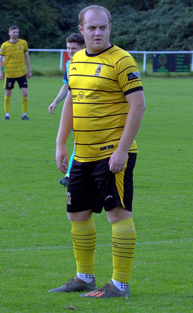 MAGNIFICENT MITCHELL SIGNS FOR THE BEES – Trowbridge Town Football Club